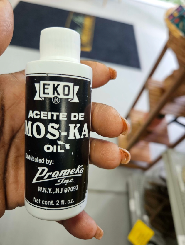 Aciete de Mos ka Mosquito Oil – Oja Aje Apothecary & Botanica